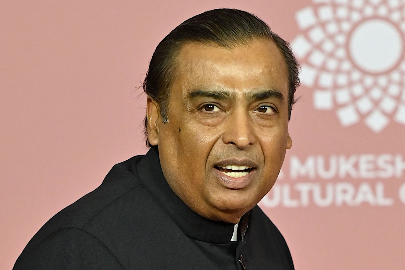 Forbes’ 2024 Billionaires List: These 14 People Have 12-Figure Fortunes