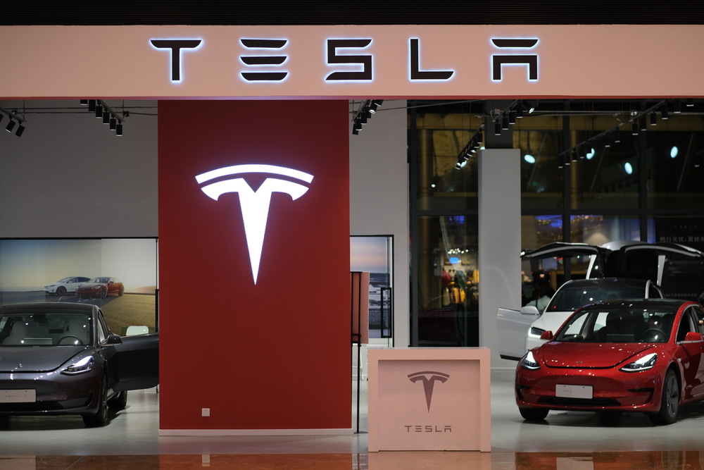 DOJ Investigating Tesla For Securities And Wire Fraud: Report