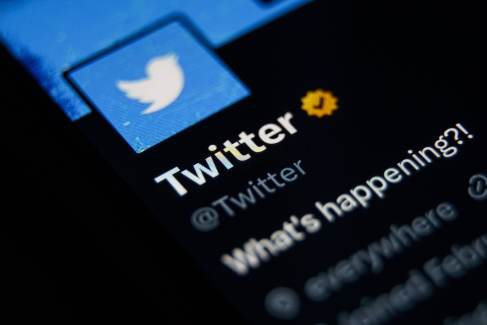 Many High-Profile Twitter Accounts' Blue Check Marks Restored