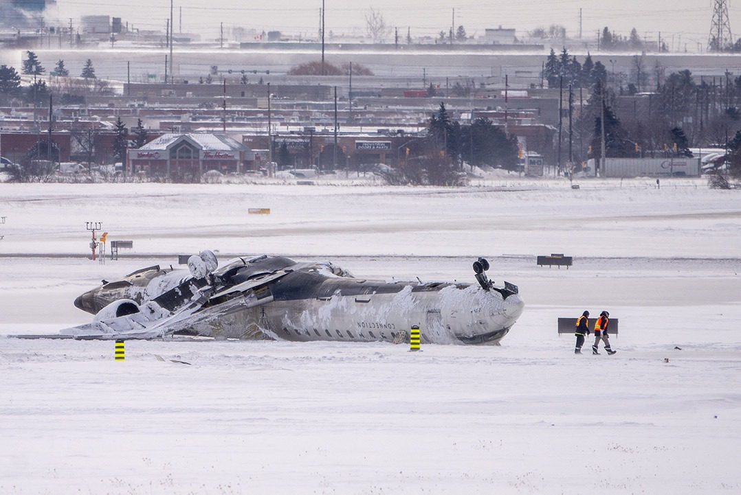 Toronto Plane Flip: Preliminary Report Indicates High Wind Gusts And ...