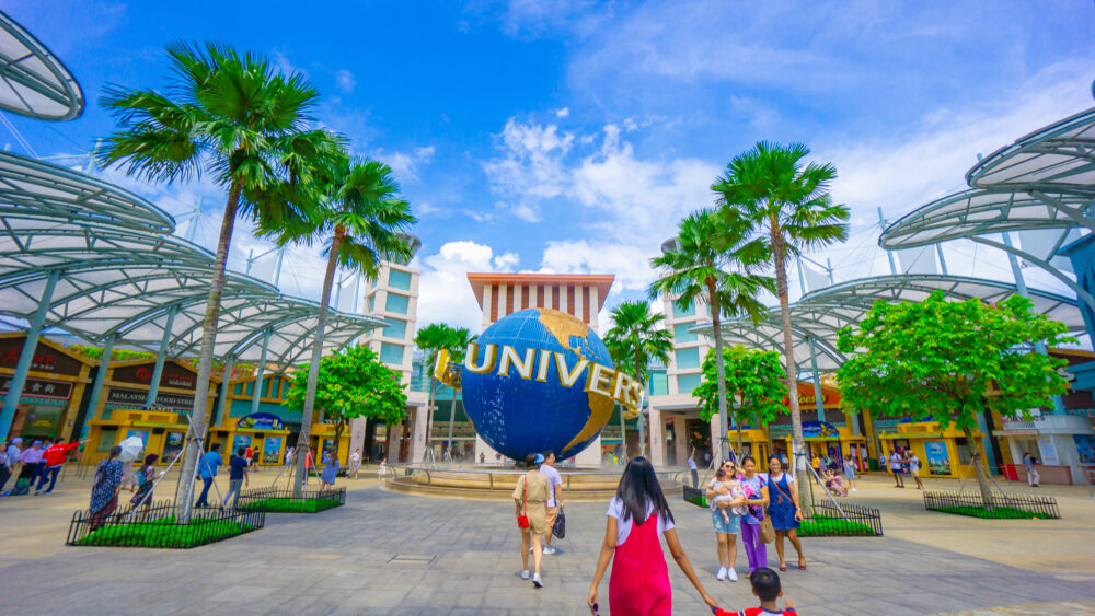 Universal Studios' First Theme Park In China To Welcome Visitors In ...
