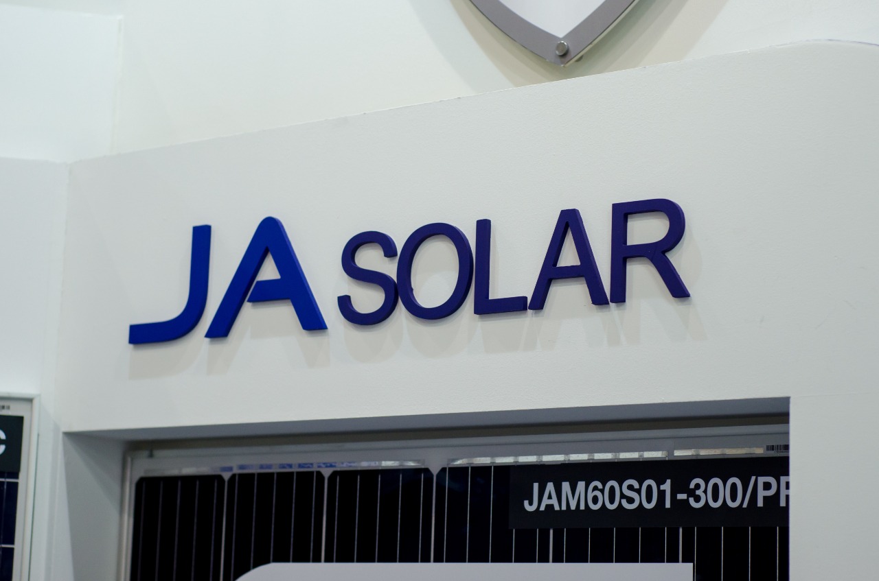 China's JA Solar Inks Supply Deal For 875MW Renewable Energy Project In ...