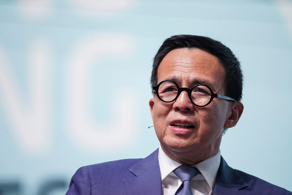Richard Li’s FWD Launches Long-Awaited IPO