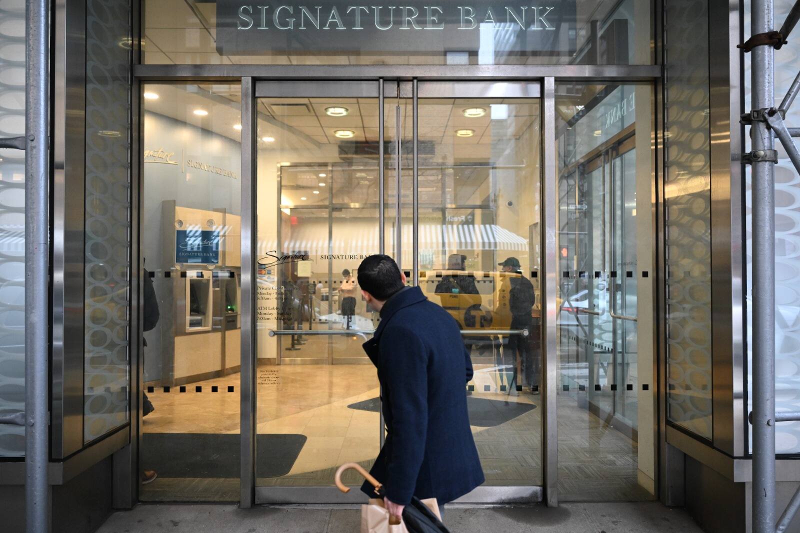 New York Community Bancorp Takes Over Crisis-Hit Signature Bank