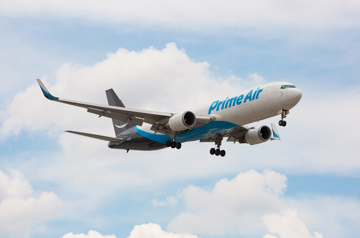 Jeff Bezos' Amazon Purchases Aircraft From Delta And WestJet For The ...