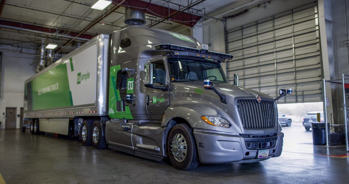 This Robot Truck Startup Raised $1 Billion In First Self-Driving ...