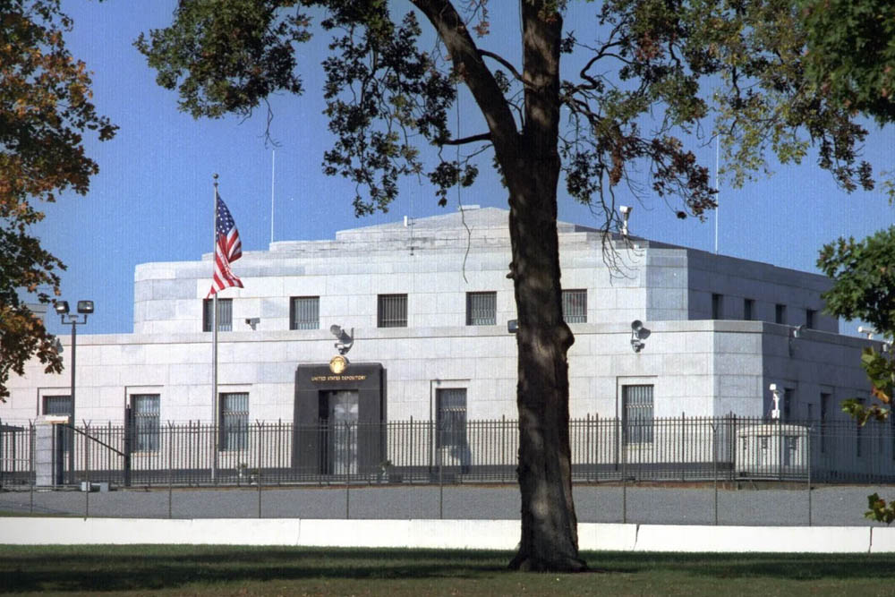 Trump Joins Elon Musk In Targeting Fort Knox Gold. Here's What We Know