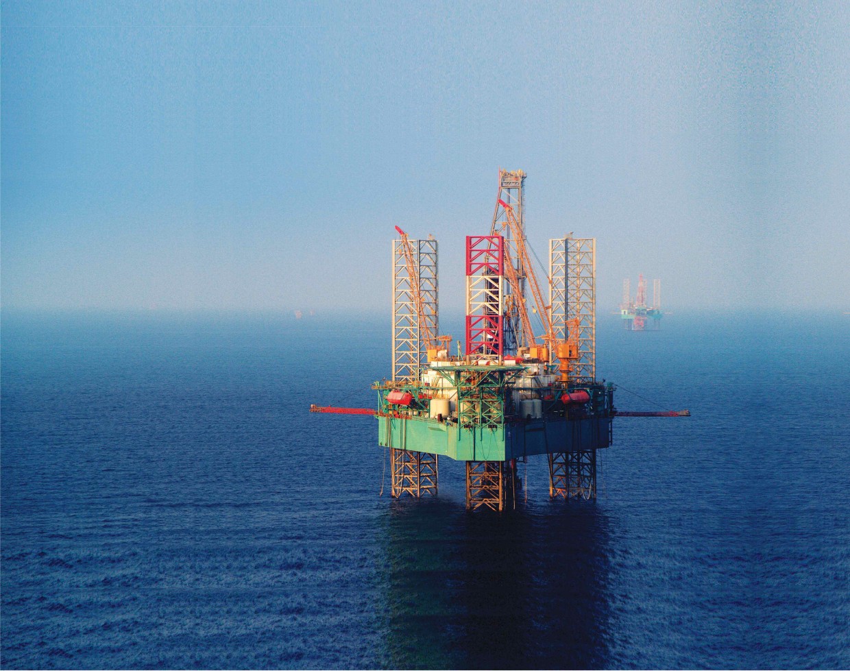 ADNOC Drilling Bags $1.2B Contract For 2 Jack-Up Rigs