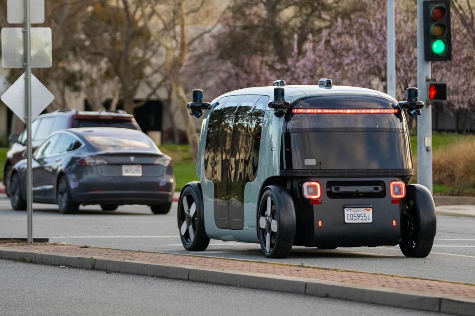 Feds Allow Amazon’s Zoox To Operate Robotaxis With No Steering Wheel Or Pedals