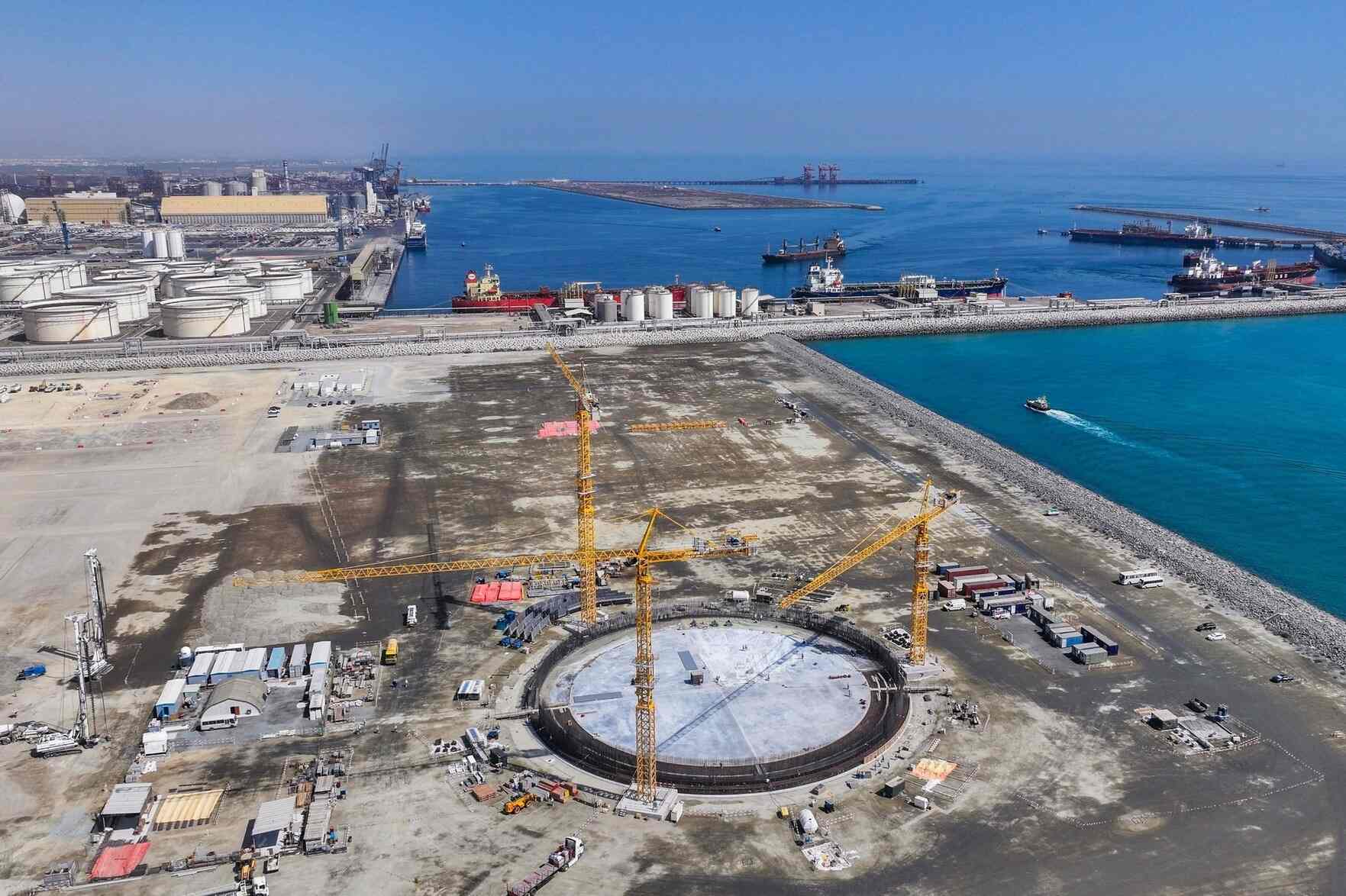 OQEP, TotalEnergies Break Ground At Oman's Marsa LNG Plant