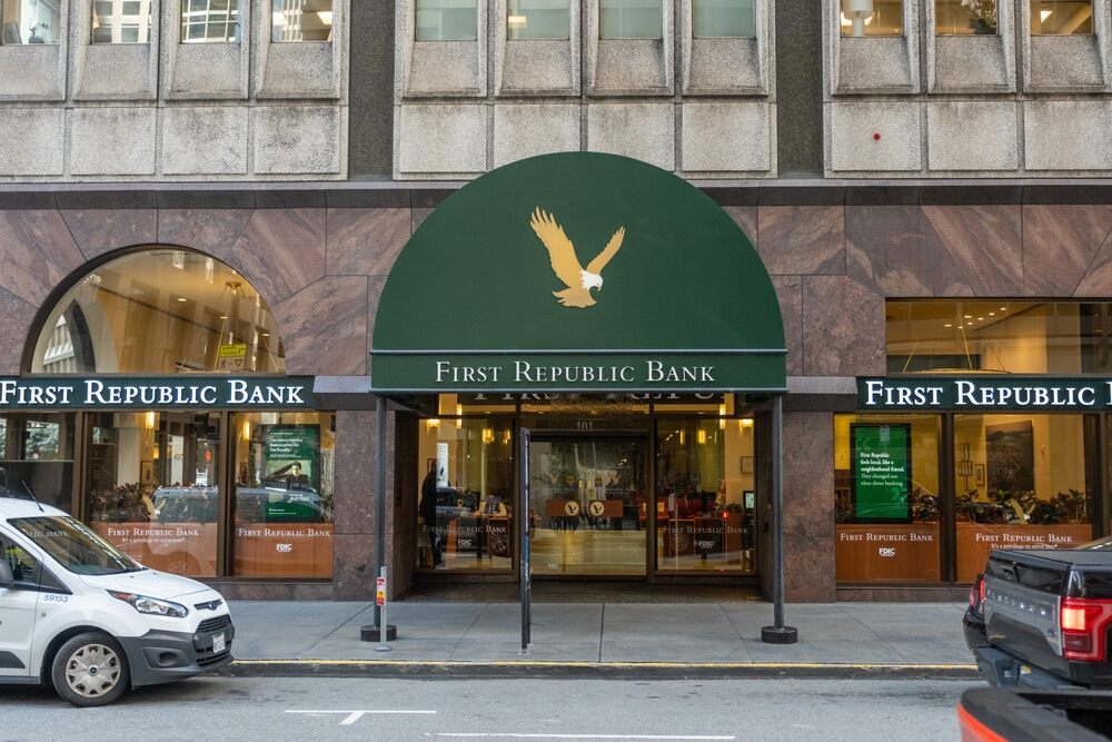 JPMorgan Chase Acquires First Republic Bank’s Deposits