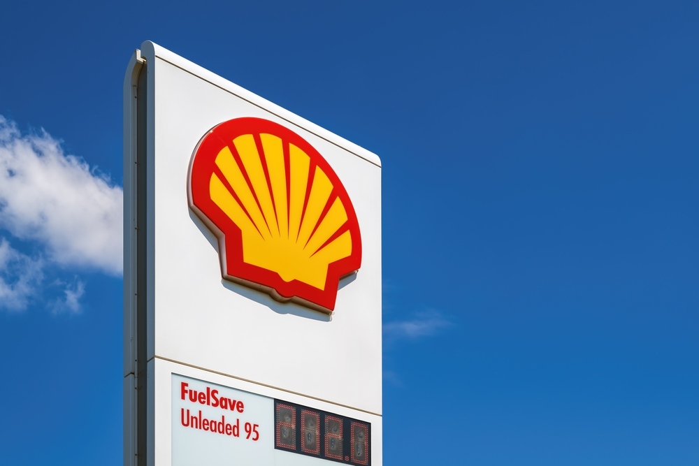 Shell, ExxonMobil Expect Lower Q4 Profits Amid Oil Market Volatility