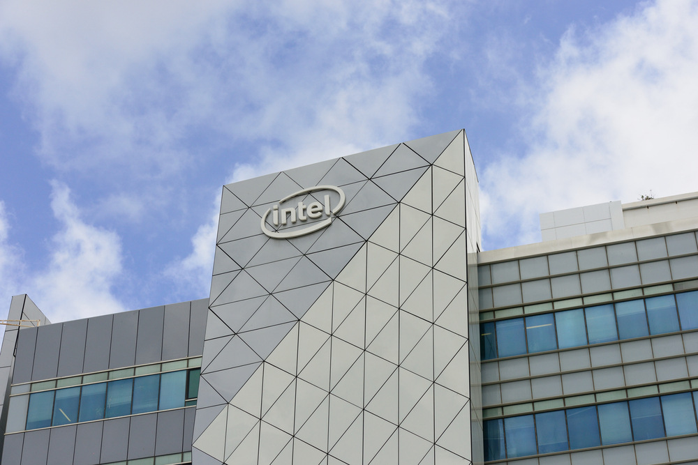 Intel Eyes $1B In Cumulative Software Sales By 2027: Report