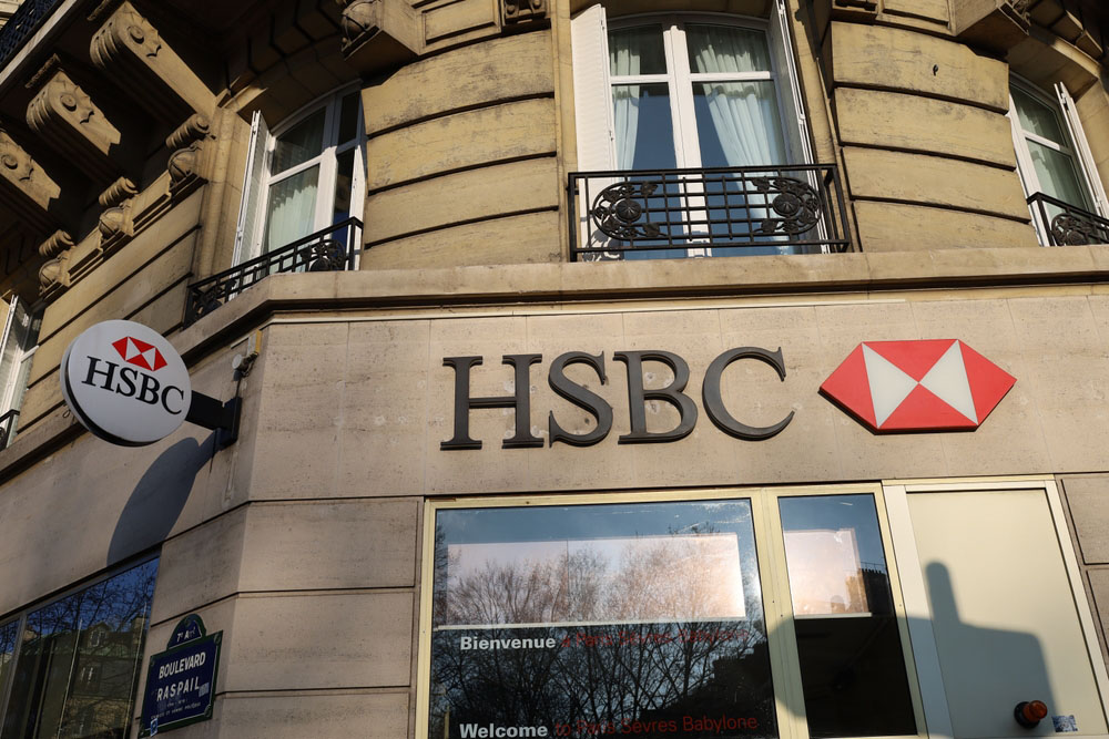 BNP Paribas To Acquire HSBC's Private Banking Division In Germany