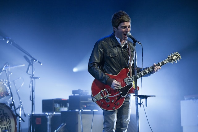 Smashed Guitar Once Owned By Oasis Guitarist Noel Gallagher Could Fetch ...