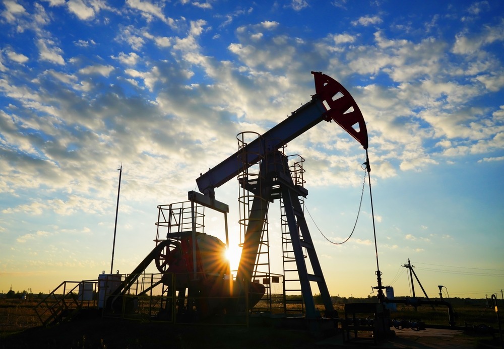 Oil Drops After Russian Export Terminal Resumes Operation