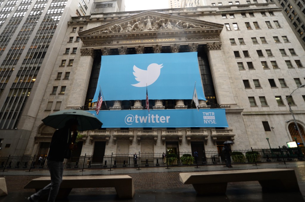 Are Twitter Shareholders Set To Approve Takeover Deal With Elon Musk?