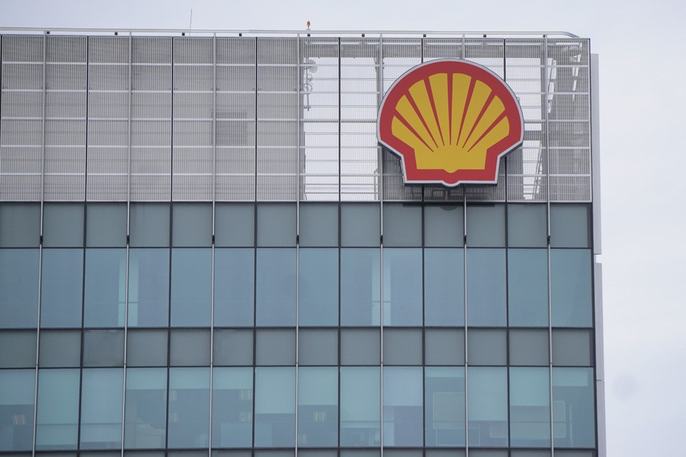 Shell Quarterly Profit Touches $6.2B, Plans Share Buyback