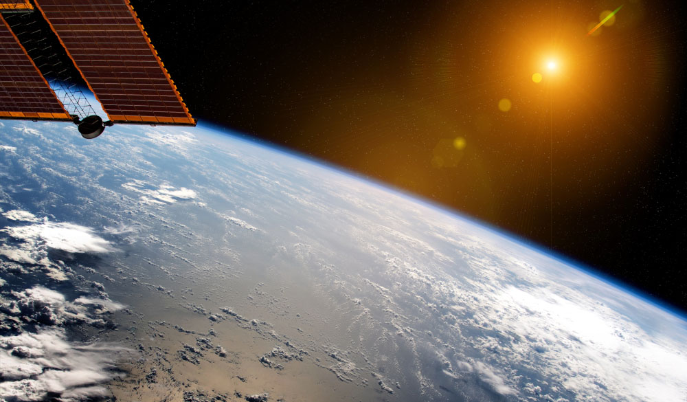 Astronauts Cooperate In Space Program Despite Ukraine War