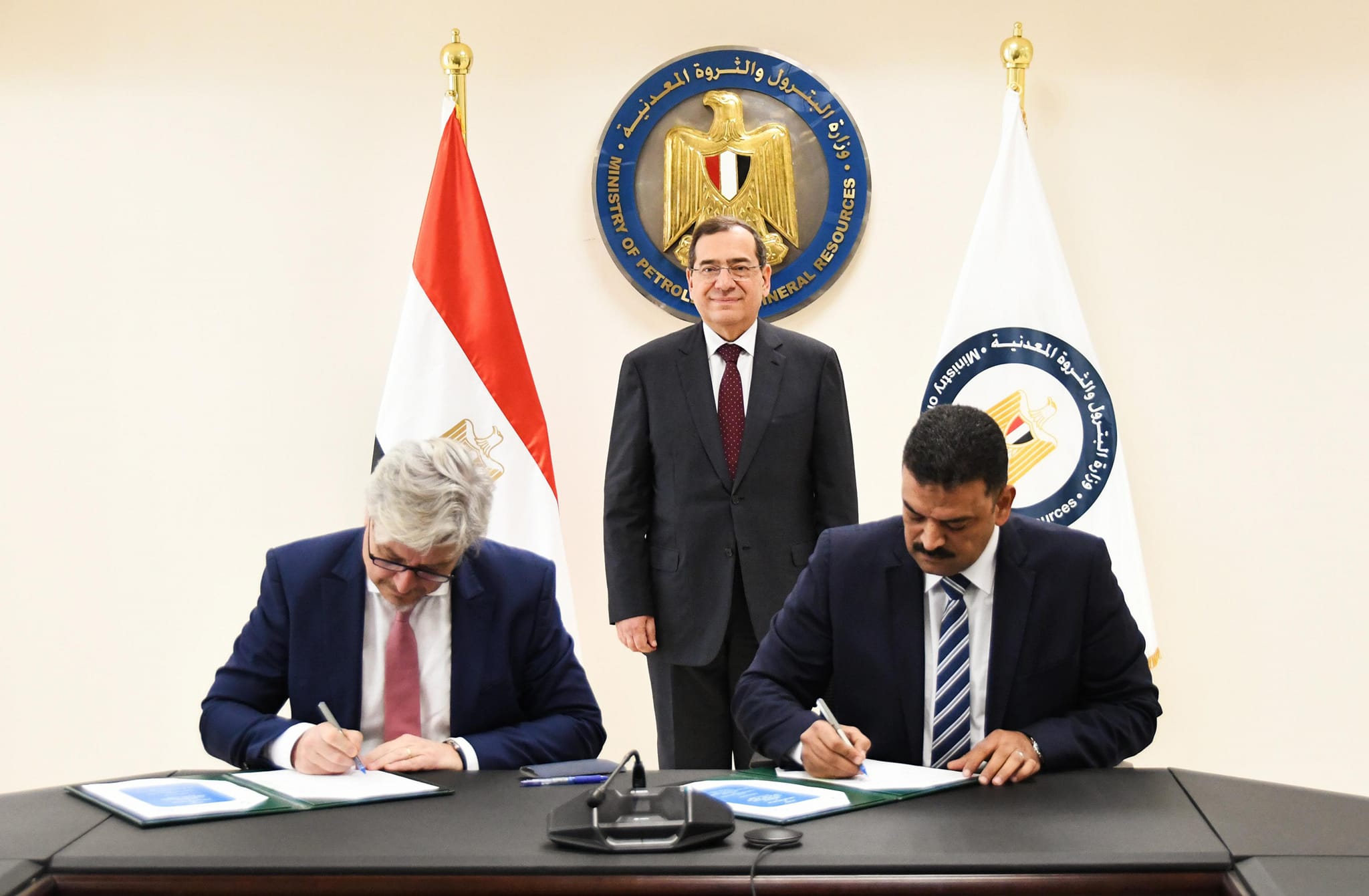 Egypt Signs Gold Contracts With Aton Resources, AKH Gold