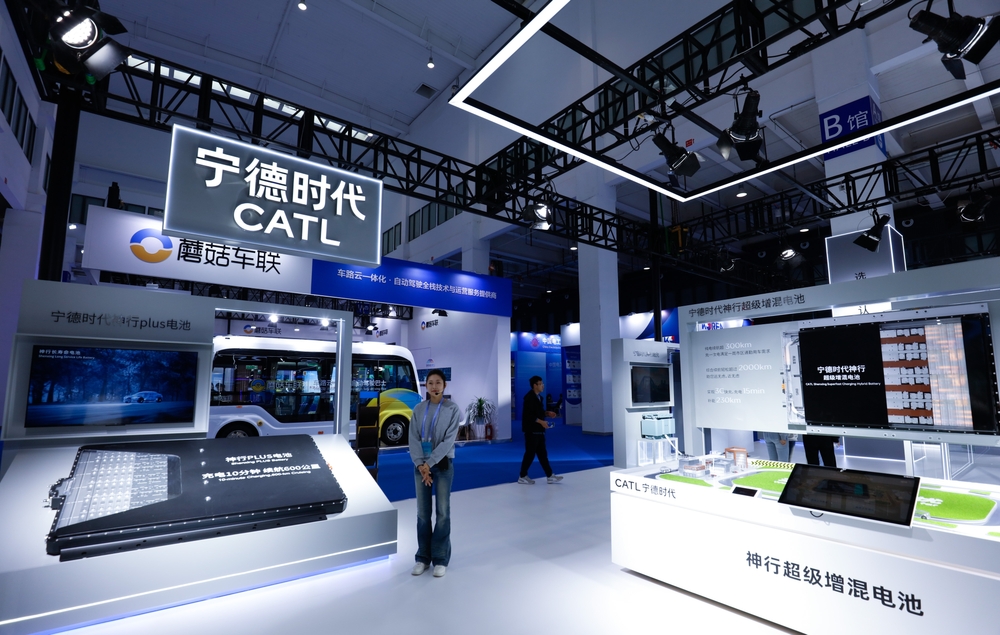 Chinese Battery Giant CATL Jumps Nearly 17% In Debut Trading